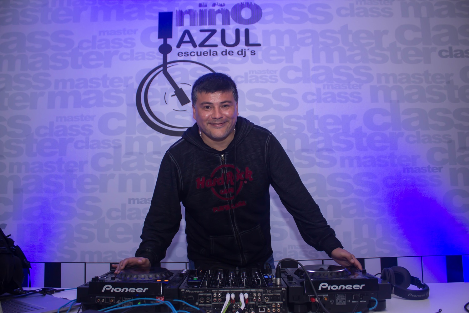 MASTER CLASS DJ CON IGOR CARRILLO